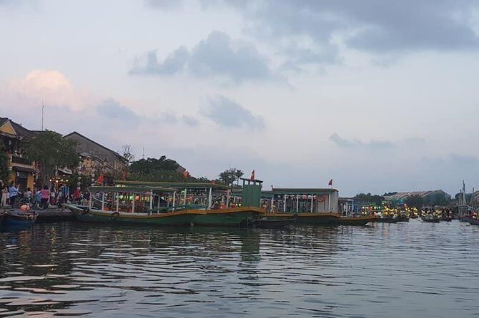 Hoi An Nightlife with Walking Tour, Night Market, Lantern Area, Sampan Boat ride - FAQ