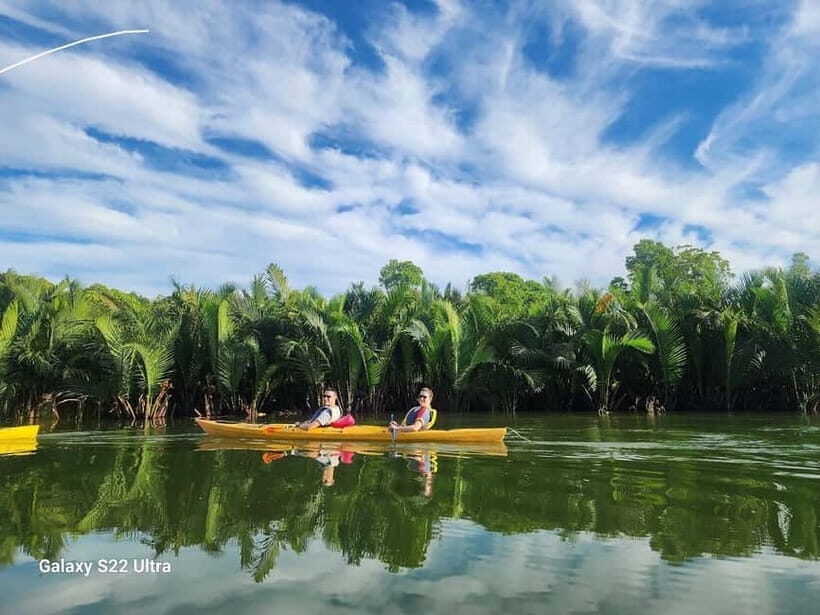 Hoi An: Old Town to Mangrove Forest Kayak Tour - Discovering the Waterways of Hoi An