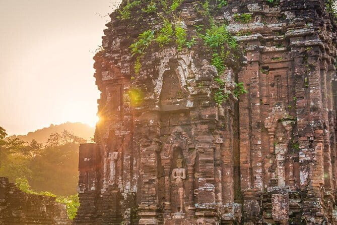 Hoi An old Town Walking Tour included Temple and Boat Tour - What the Reviews Say (Based on Feedback)
