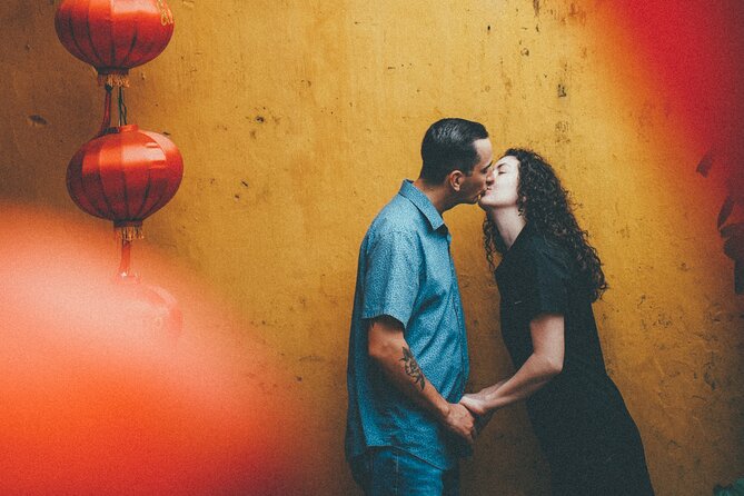 Hoi An Photo Walking Tour: Explore with a Local Photographer - Key Points