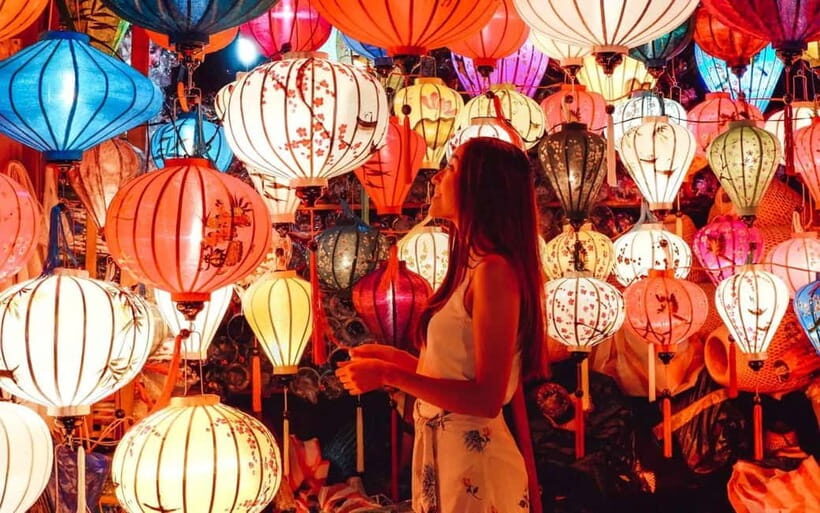 Hoi An: Restaurant Dinner with Lantern Views - Key Points