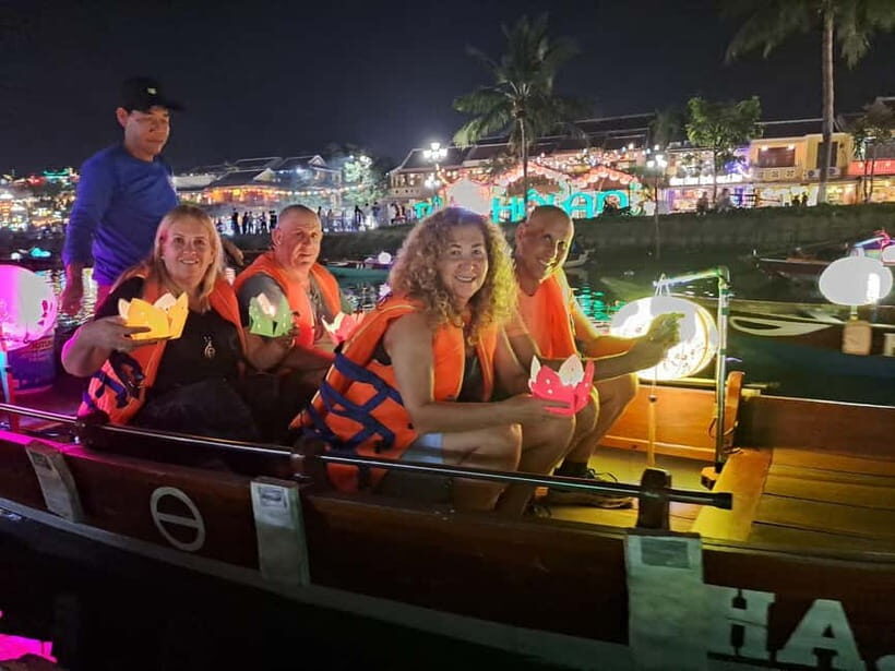 Hoi An Street Food, night market and lantern boat ride - Is It Worth the Price?