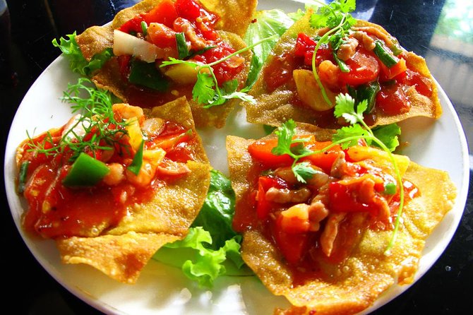 Hoi An Street Food Walking Tour with Tastings - Key Points