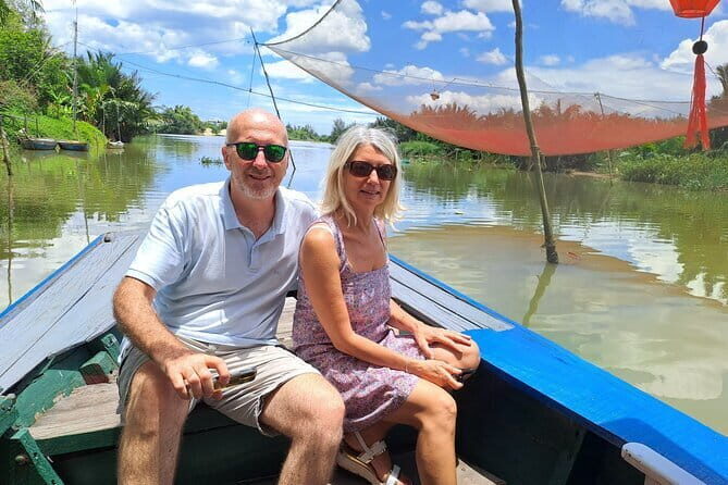 Hoi An street foods, night market and lantern boat ride - FAQs