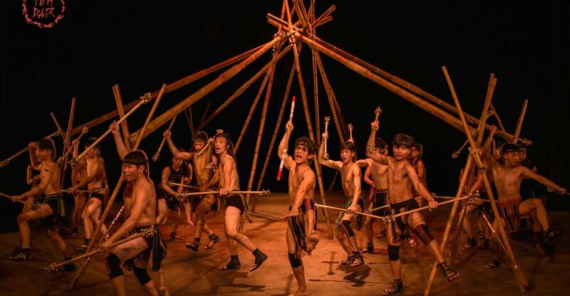 Hoi An: Teh Dar Vietnamese Bamboo Circus at Lune Center - The Venue and Location