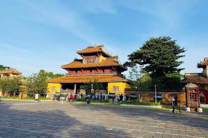Hoi An to Hue by car via Hai Van pass - The Experience in Detail
