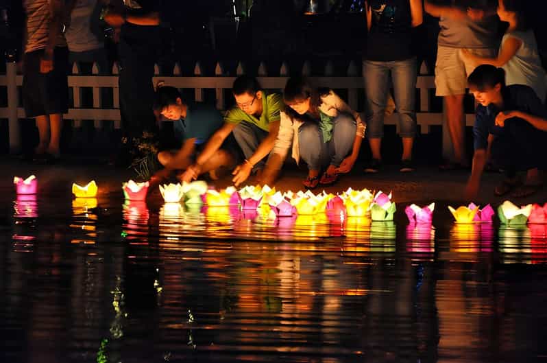 Hoi An Tour: Boat Ride and Flower Lantern Ceremony - Who Will Appreciate This Tour?