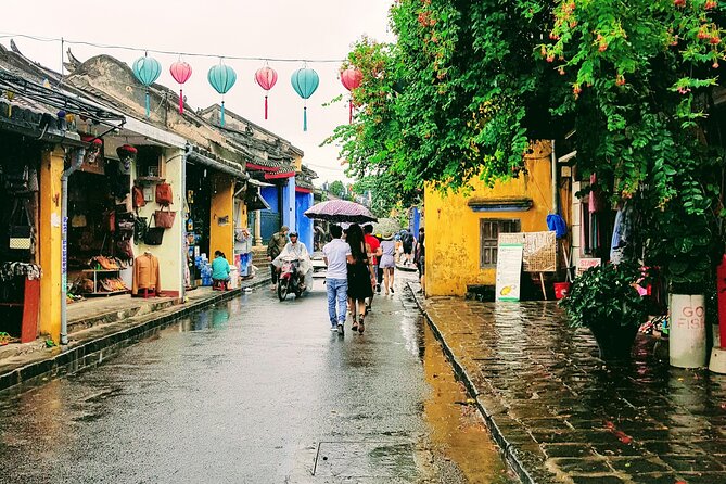 Hoi An town private walking tour with boat trip - The Scenic River Boat Ride