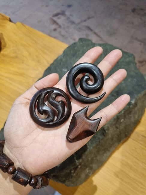Hoi An: Wood Carving Workshop with Local Craftsmen - Frequently Asked Questions