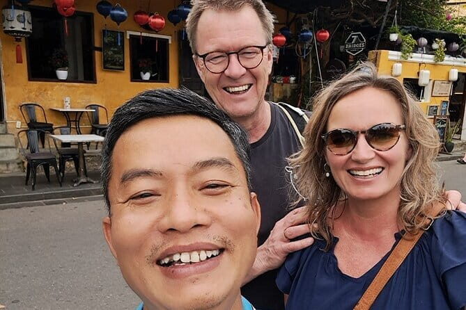 Hoian city tour & coffee making class with coconut or egg, salt - Key Points