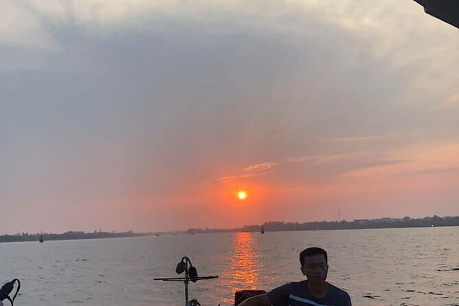 HoiAn Hideout Fishing BBQ Sunset Sampan Coconut Boat Trip - Exploring the HoiAn Hideout Fishing BBQ Sunset Sampan Coconut Boat Trip