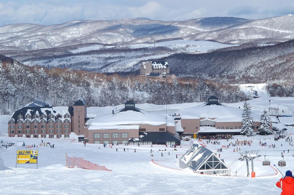 Hokkaido: Kiroro Resort Snow World Ticket & Equipment Rental - Location and Directions