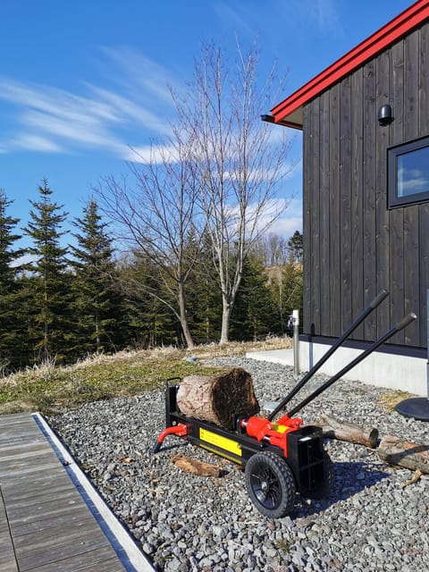 Hokkaido Nature and Gourmet Experience (near Lake Toya) - Location and Property