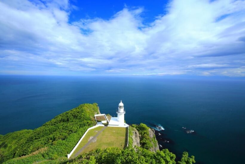 Hokkaido Noboribetsu Lake Toya Tour from Sapporo - Value and Price Considerations
