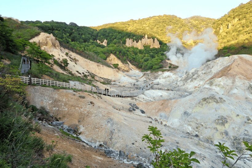 HokkaidoNoboribetsu & Lake Toya Tour with Ropeway Ticket - Key Points