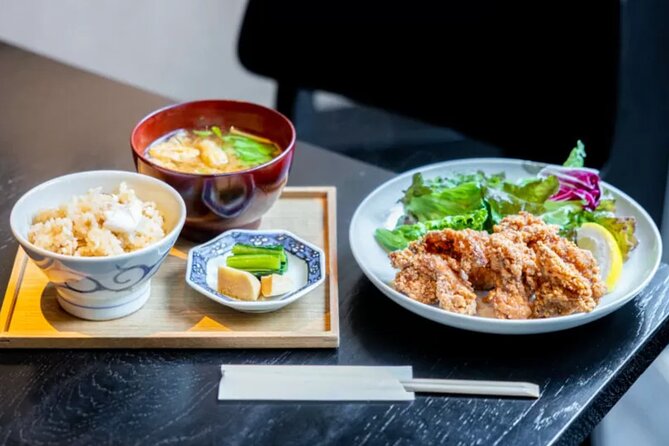 Hokusai Museum, Ganshoin & Sake Walking Tour in Obuse Nagano - Sake Tasting