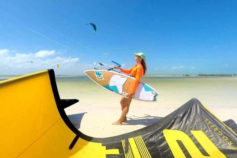 Holbox: Kitesurfing Lessons Private Course (6 hours) - Key Points