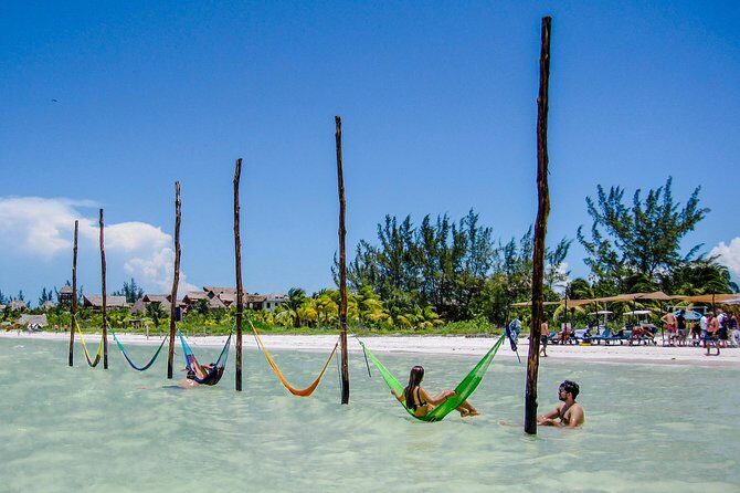 Holbox plus Island Magic by boat Tour from Cancun - FAQ