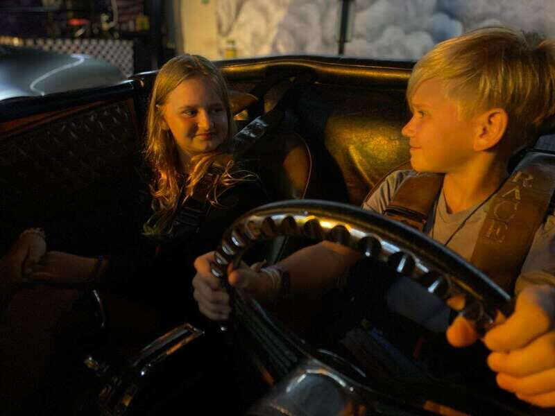 Hollywood Fast Drivers: Accelerate and feel the speed - Frequently Asked Questions