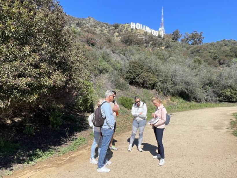 Hollywood Sign : Hiking to the Sign with a French tour guide - An Introduction to the Hollywood Sign Experience