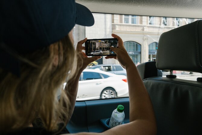 Hollywood Sign One-Hour Tour in Los Angeles - Knowledgeable and Engaging Tour Guides