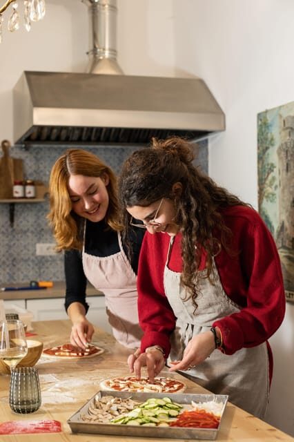 Holy Pizza! Roman Pizza & Gelato Class near the Vatican 6Max - Practical Details and Value