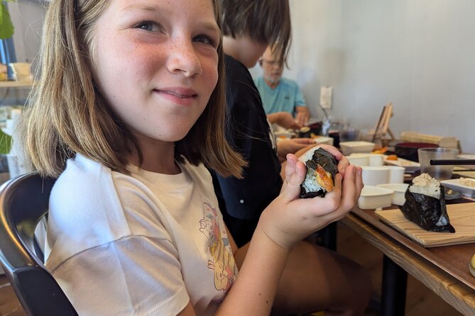 Home Made Onigiri and Matcha Cooking Class - Tea Ceremony Participation