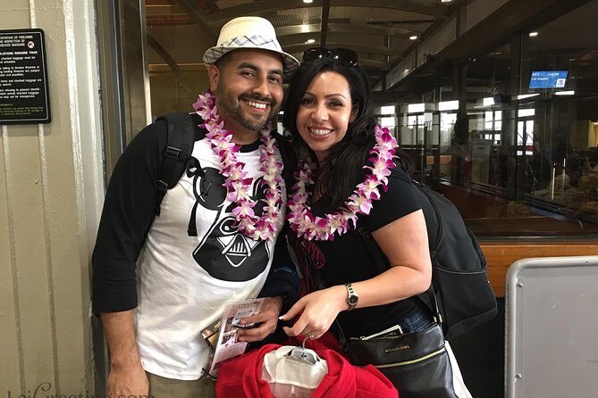 Honeymoon Airport Lei Greeting on Kona Hawai'i - The Value of a Warm Welcome