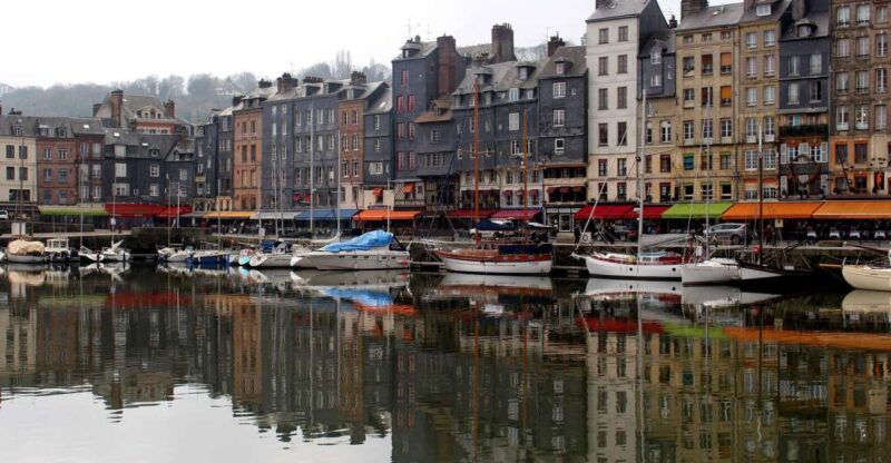 Honfleur Private Guided Walking Tour - Key Points