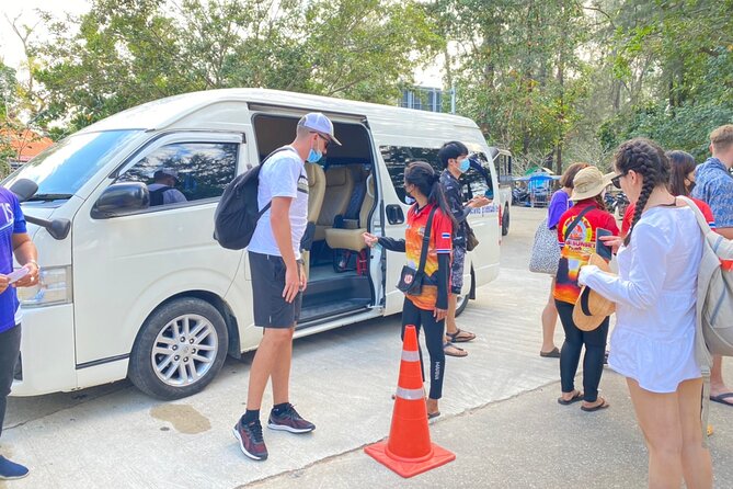 Hong Island Sunset Tour with Buffet Dinner & Night Snorkeling - Analyzing the Experience: What to Expect