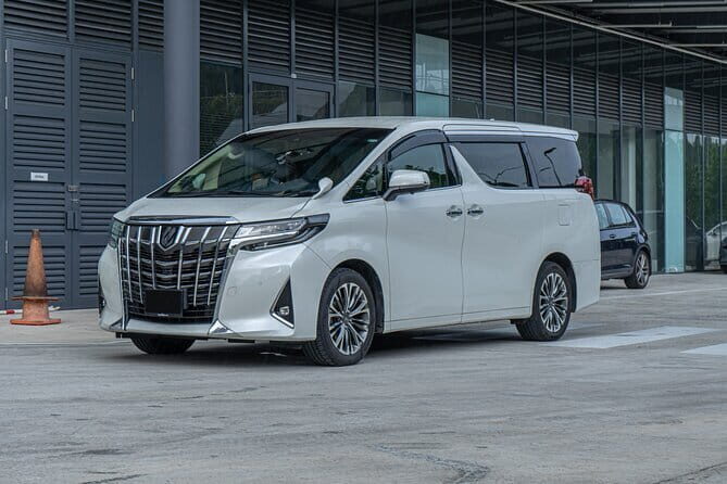 Hong Kong Airport (HKG) Transfer to Shenzhen by Toyota Alphard - The Experience: What to Expect