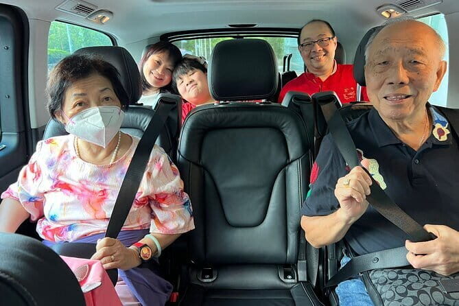 Hong Kong City Highlights and Hidden Gems by Private Car - An Introduction to Hong Kong’s Charm and Diversity