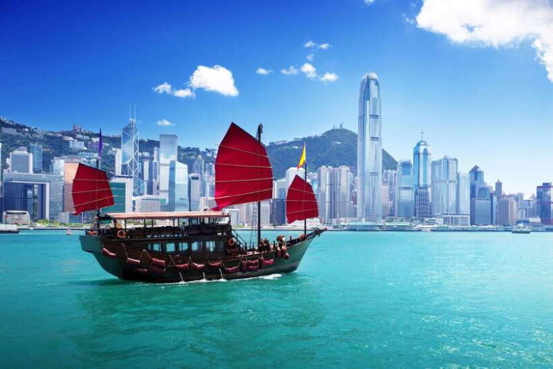 Hong Kong: City Landmarks Tour + Peak Tram Ticket + Lunch - Key Points