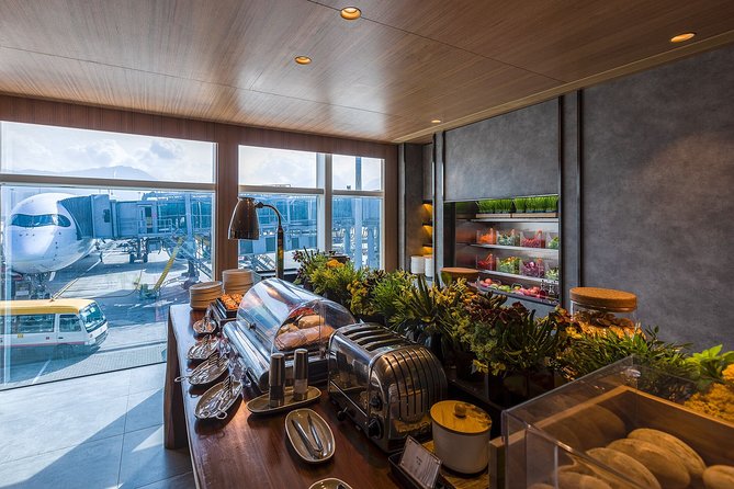 Hong Kong International Airport Plaza Premium Lounge - Pricing and Value