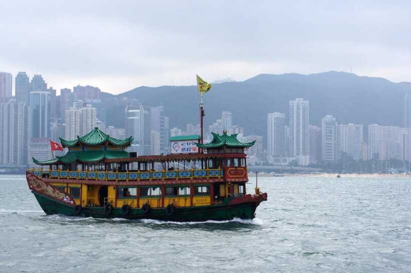 Hong Kong Must-See attractions Walking Tour With A Guide - The Sum Up