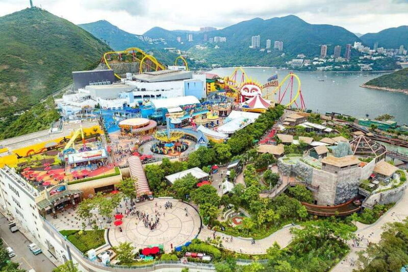Hong Kong: Ocean Park Entry Ticket + OceanFasTrack Pass - Review Highlights and Real Traveler Insights