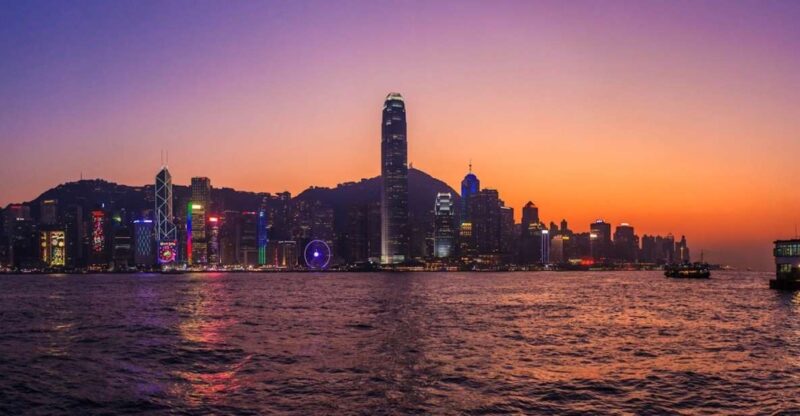 Hong Kong: Victoria Harbour Day or Sunset Cruise - Key Points