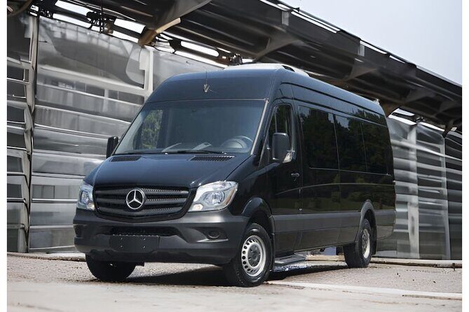 Honolulu Airport Departure by Sprinter Van - What to Expect from the Honolulu Airport Departure by Sprinter Van