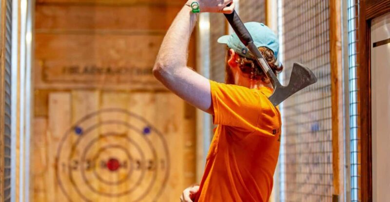 Honolulu: Blade & Timber Axe Throwing - What to Expect: The Experience Step by Step