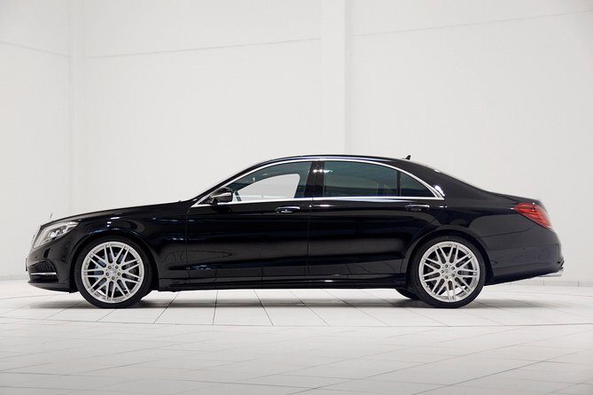 Honolulu by yourself by Luxury Sedan - 4 hrs disposal - An In-Depth Look at the 4-Hour Honolulu Luxury Sedan Tour