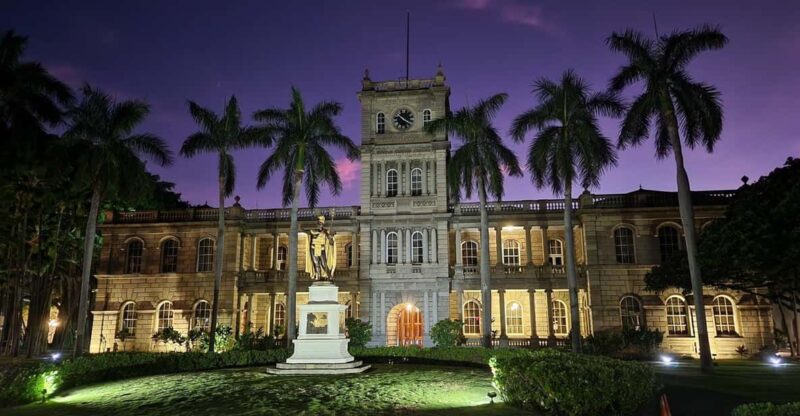 Honolulu: Downtown Ghostly Night Marchers Walking Tour - Key Points