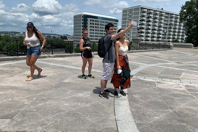 Honolulu Hustle Scavenger Hunt - The Sum Up