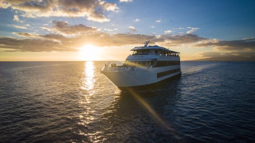 Honolulu: Waikiki Sunset and Cocktail Cruise - Key Points
