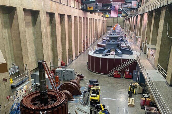 Hoover Dam Tunnels and Power Plant Tour in Spanish - Visiting the Gift Shop and Final Notes