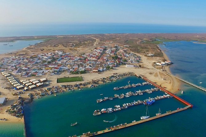 Hop On Hop Off 3 Islands: Deserta, Farol and Culatra - Dining Experience: Included Lunch and Additional Fees