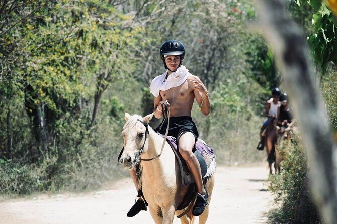 Horseback Ride and Catamaran Cruise Experience - FAQs