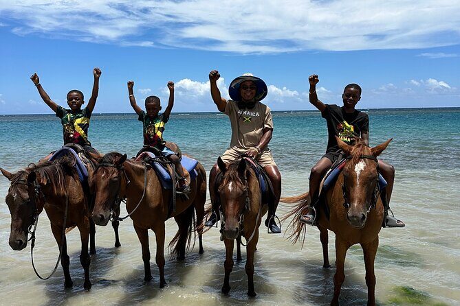 Horseback ride Dunns River and Blue hole with transport included - A Full Breakdown of the Tour Experience