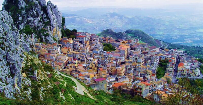 Horseback ride to Caltabellotta and brunch with a shepherd - Discover the Charm of Sicily on Horseback: Caltabellotta and Shepherds Brunch Experience