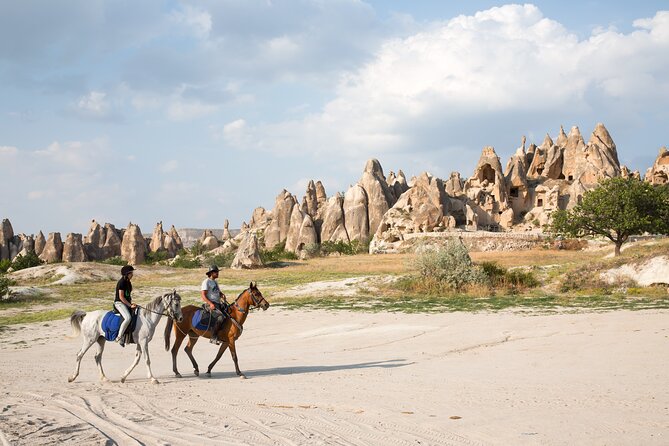 Horseback Riding Experience in Beautiful Valleys of Cappadocia - Preparing for the Horseback Riding Adventure