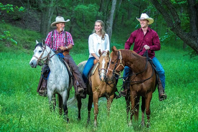 Horseback Riding on Scenic Texas Ranch near Waco - Key Points